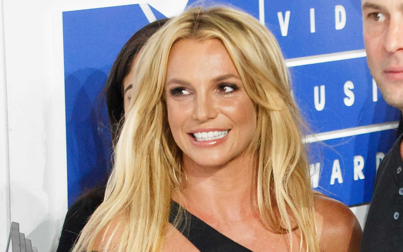 Britney Spears far trækker sig som hendes værge | ELLE